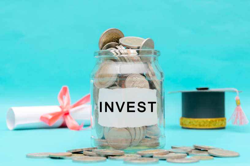 Education Savings: Understanding the Difference Between 529 Plans and ...